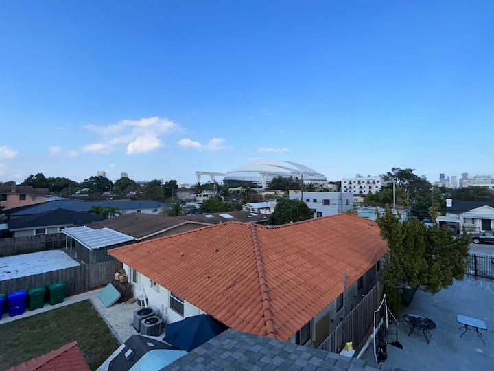 La Bomba- Miami - Miami, FL