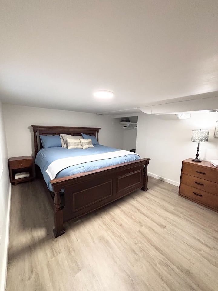 Spacious Private Basement Apartment | Near Kc - Lake Jacomo, Blue Springs