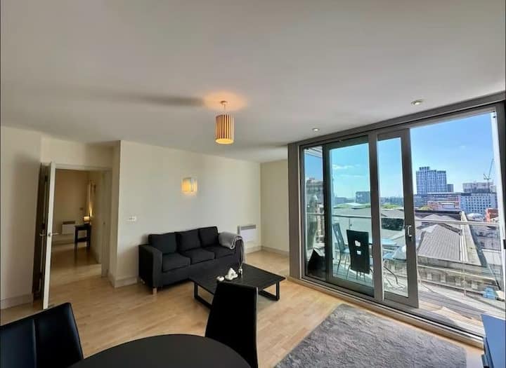 Spacious 2-bed Apartment In Manchester City Centre - Manchester