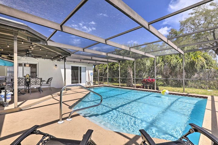 Elegant Holiday Oasis Near Beaches W/ Htd Pool - Tarpon Springs, FL