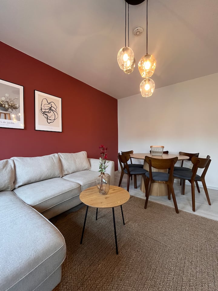 Central | Stylish | Parking | 3 Rooms | 6 Guests - Bielefeld