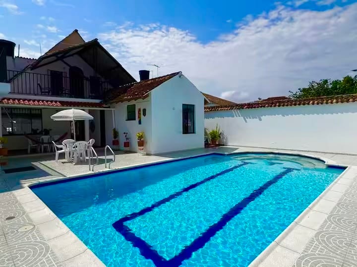 Casa Amplia-familiar Con Piscina Y Bbq En Anapoima - Anapoima