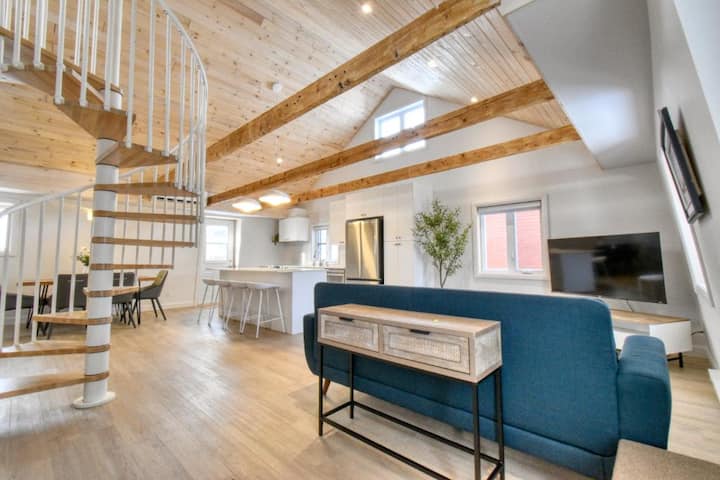 Limoilou-splendide Apt Avec Mezzanine, 2+1chambres - Levis