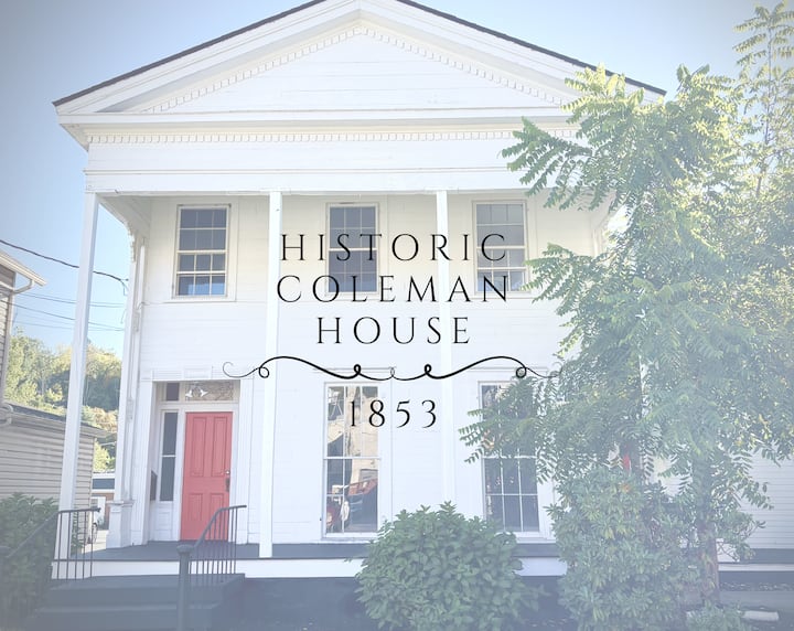 1853 Historic Charm In Honesdale | Walkable & Cozy - Waymart, PA