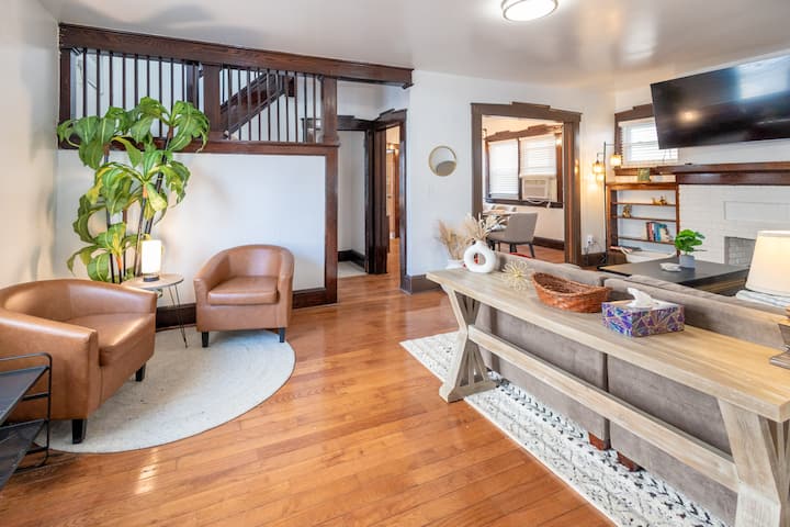 Clean & Comfortable 3br | Fast Wifi-laundry-petsok - Harrison, NJ