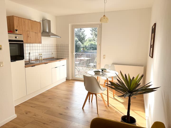 5 Min City | Zentral & Ruhig | Komfort Für 2 Pers. - Mönchengladbach