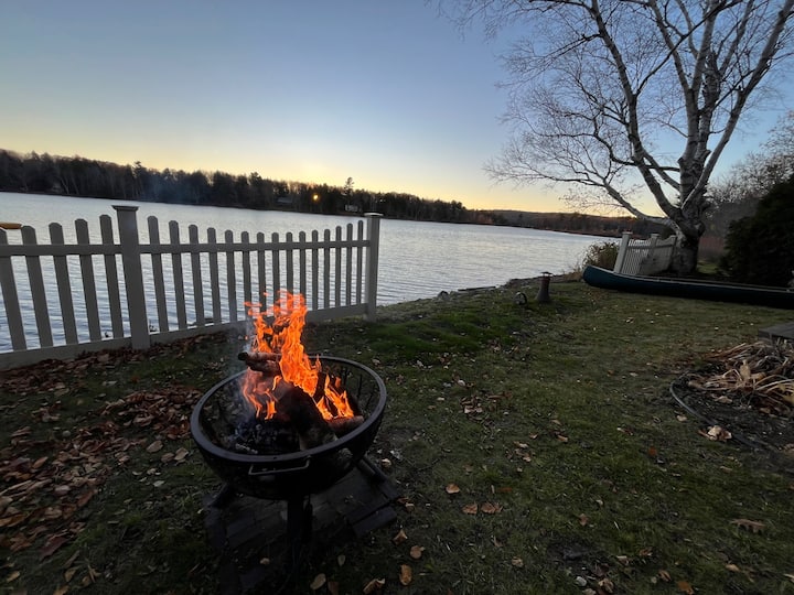 Loon Landing – Cozy Maine Lake House - Palermo, ME