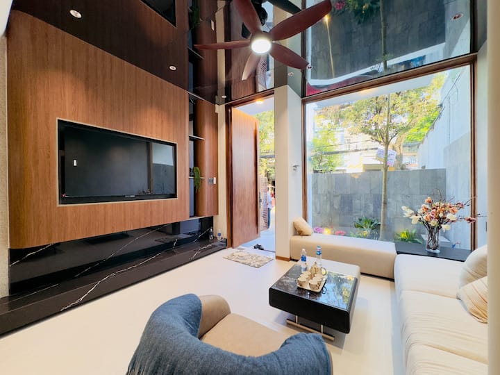 Vina Sunflowers House - 5 Phòng Ngủ - Full A/c - Da Nang