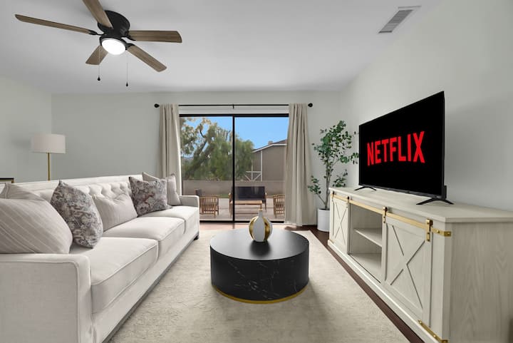 Quiet La Puente Hideaway With Outdoor Space - Hacienda Heights, CA