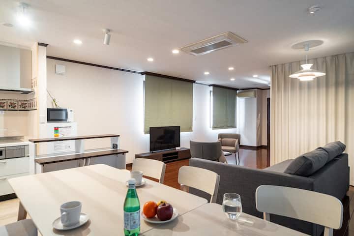 羽田空港まで25分/105㎡/グループに最適/大型メゾネット/都心アクセス良好/スマグリ萩中 C01 - Kawasaki