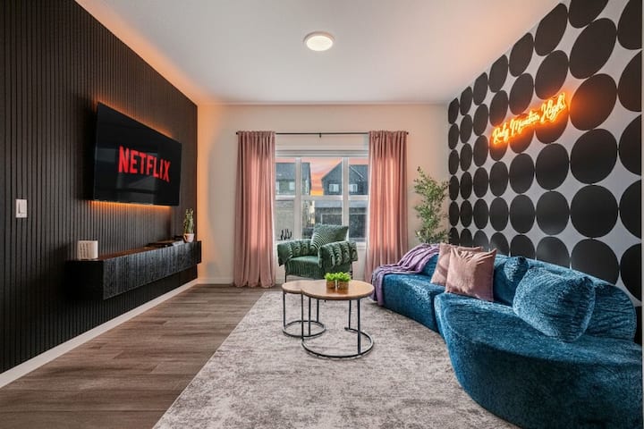 Luxury 4br | Near Yyc | Free Banff Pass | Ac | Ps4 - Calgary