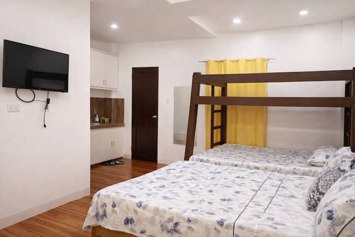 S&c Resort Room 1 @ Tondol White Sand Beach (7pax) - Anda