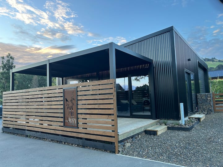 Brand New Modern Comforts & Peaceful Retreat - Akaroa