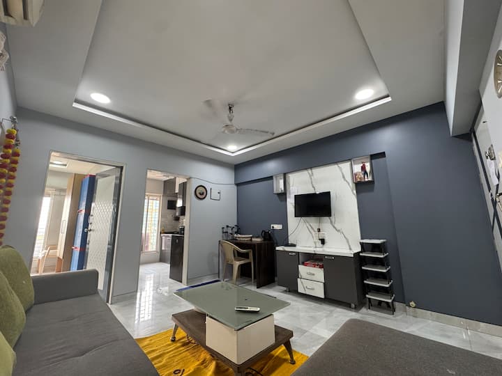 803 Elite 1bhk | Cozy • Modern • Prime Location - Mumbai