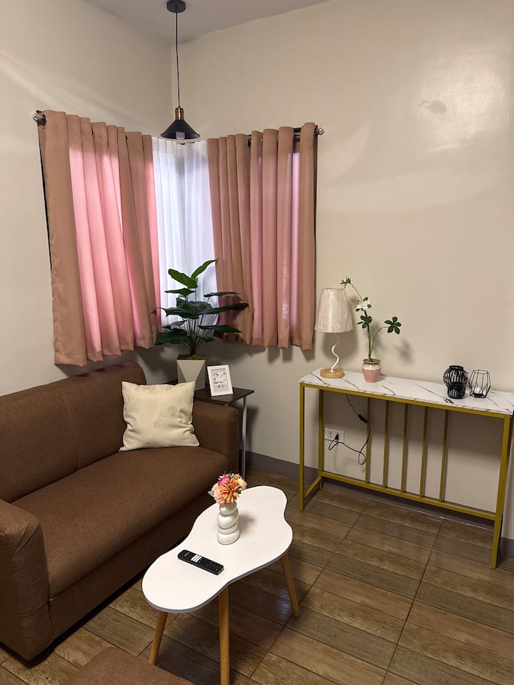 Macnet F-apartment Unit In Lipa-1150/night/2pax - Balete