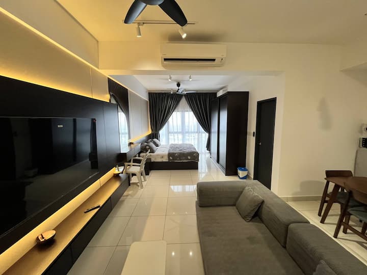 Setia Alam Homestay - Quite High Floor Studio - Setia Alam