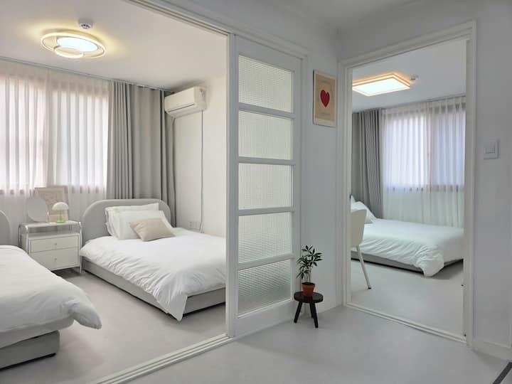 오픈특가#경대병원역2분#올리모델링 감성숙소#동성로, 교동, 김광석거리#무료주차#100%암막 - Daegu