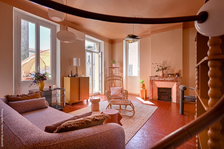 Chic And Sunny Apartment With Free Parking Spot - Marseille
