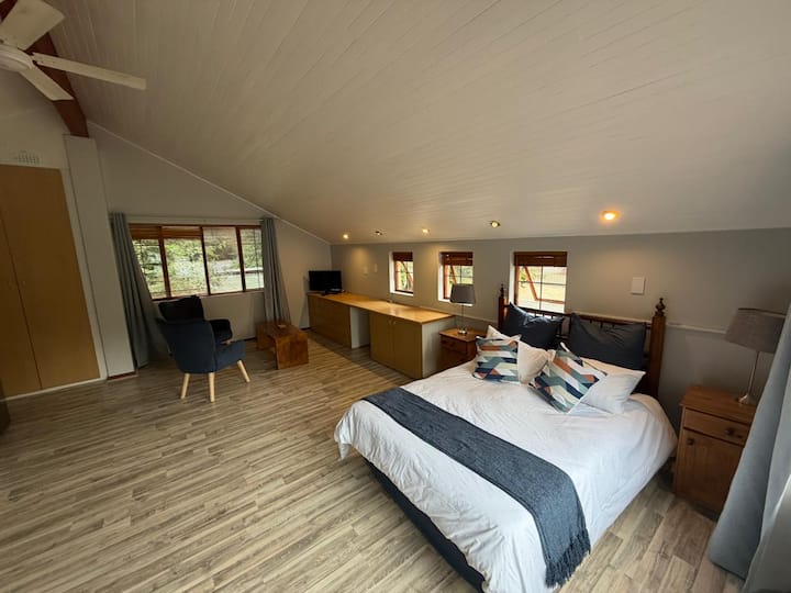 Loft On Queen - Centurion