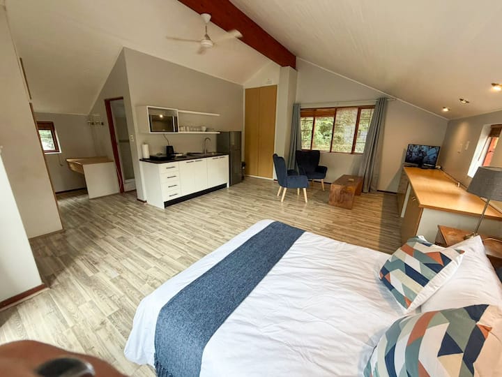 Loft On Queen - Centurion