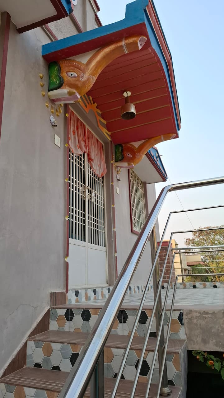 Premium Rooms Near Prasanthi Nilayam West Gate - Puttaparthi