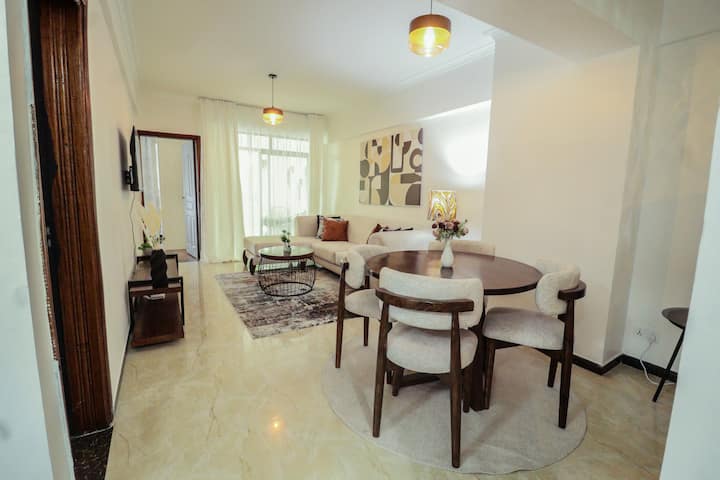 2br Apartment Kilimani| Balcony | Gym |Washer|wifi - Nairobi