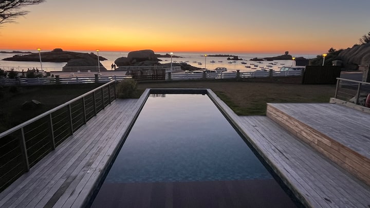 Villa Balnéaire Sur La Plage - Côte De Granit Rose - Côtes-d'Armor