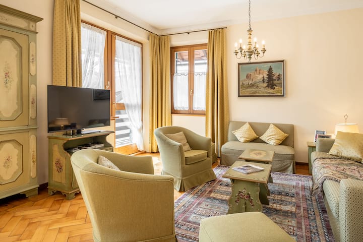 Cortina: Zentral Gelegen, Komfortabel, Einladend - Cortina d'Ampezzo