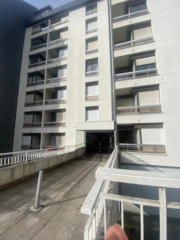 Studio 30 Mètres Carrés Avec Emplacement Parking - Aix-les-Bains