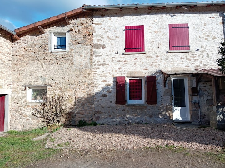 Maison De Famille Au Cœur De La Campagne Limousine - Bellac