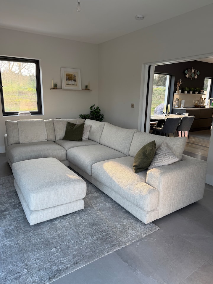 Entire House - Cozy Retreat Near Bunratty Castle - Limerick