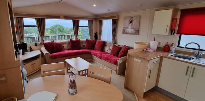 Static Holiday Home With Panoramic Views - Fife