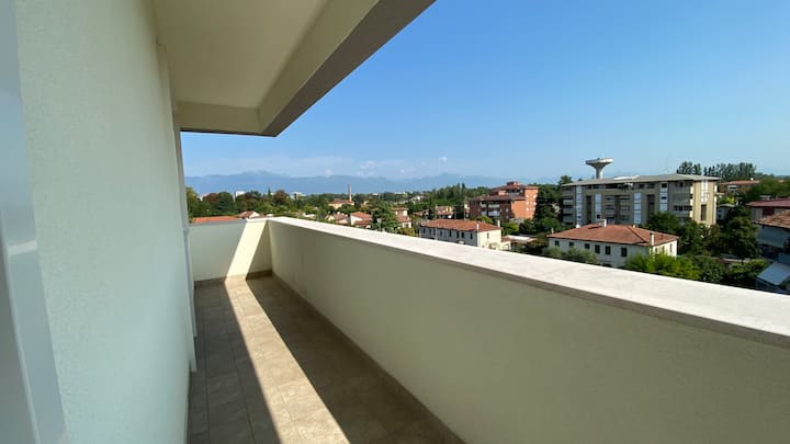 Ubri - Appartamento Confortevole A Pordenone - Pordenone