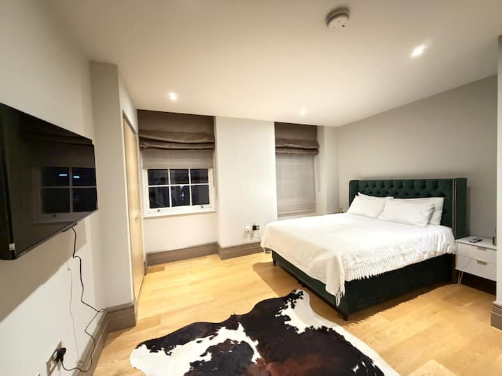 Lower Ground Studio In A Premium Location - Marylebone