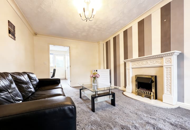 Beautiful House (15 Minutes To City Centre) - Manchester