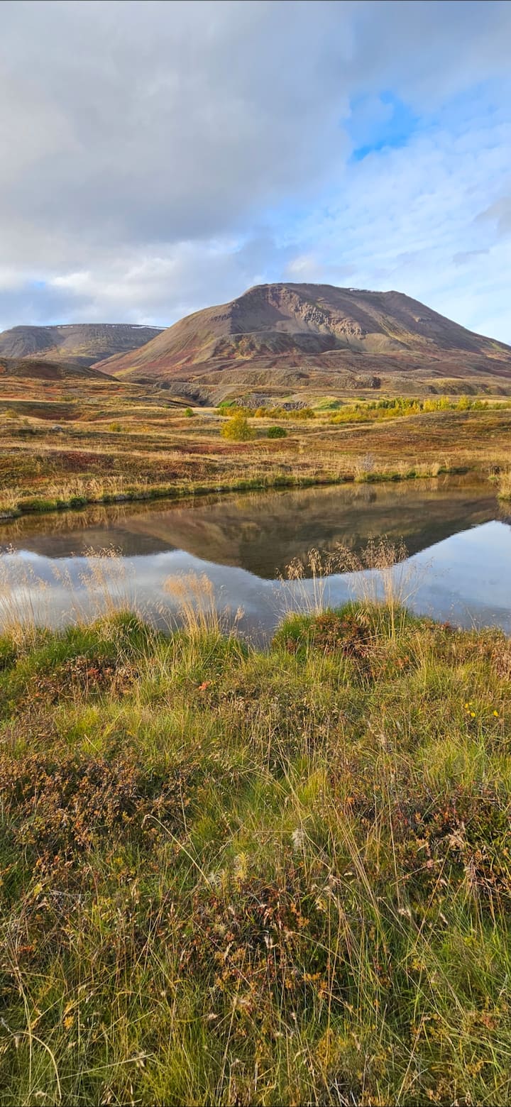 Small Apartment By The Mountain - Islande