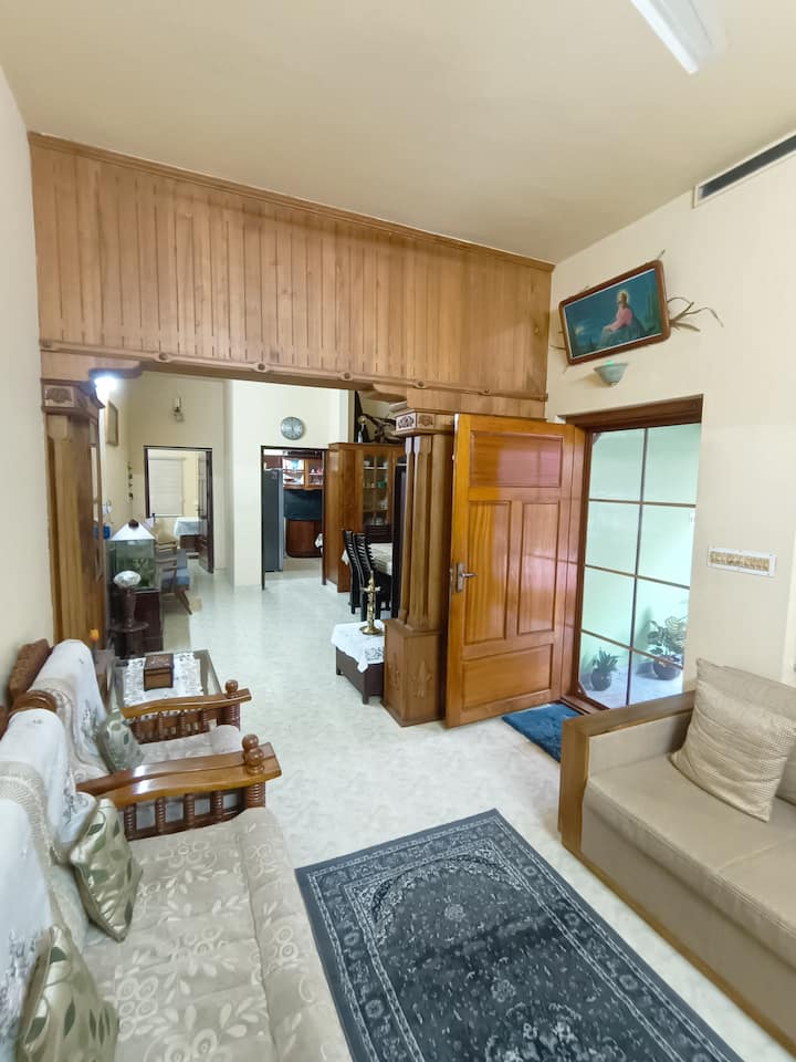 6bhk Fully Furnished With Solar Ac - Kottayam