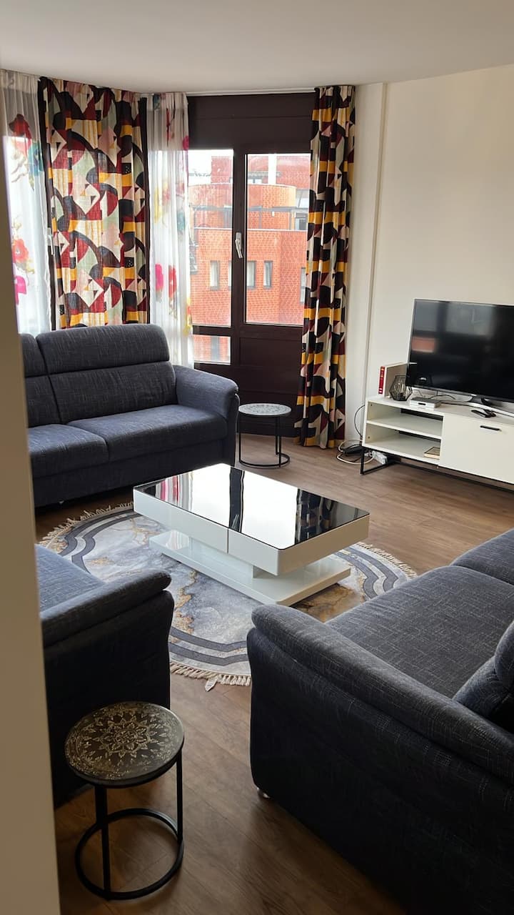 Moderne 2-zimmer-wohnung Für Bis Zu 4 Personen - Bonn