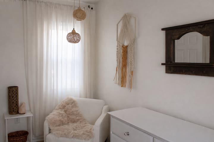 Clean, Comfortable Stay Near Scranton - Scranton, PA