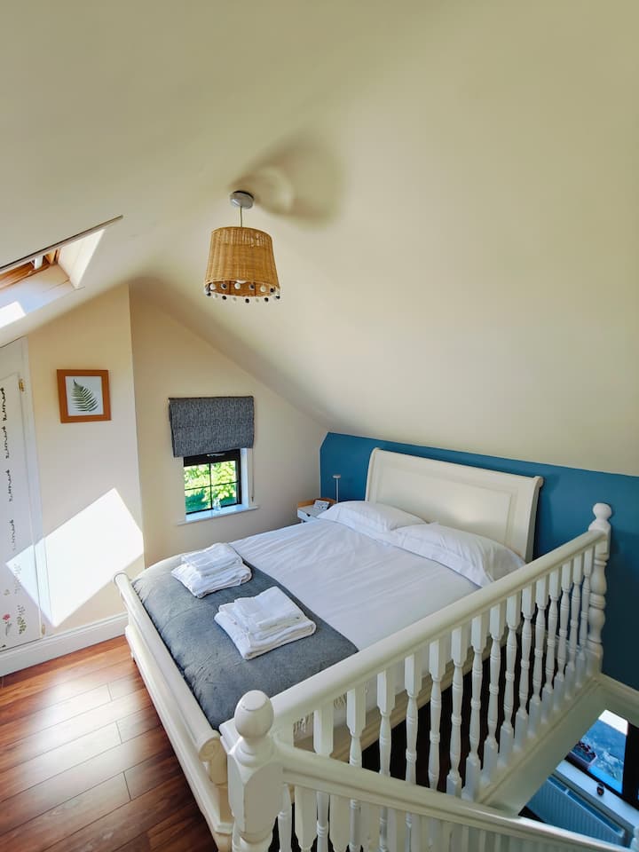 Favara Eco Airbnb - Limerick City