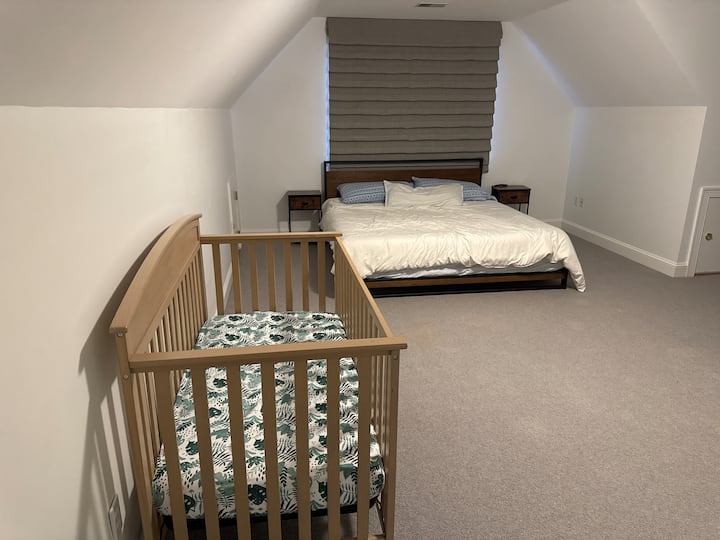 Big Room In A Single Family House - Sudbury, MA