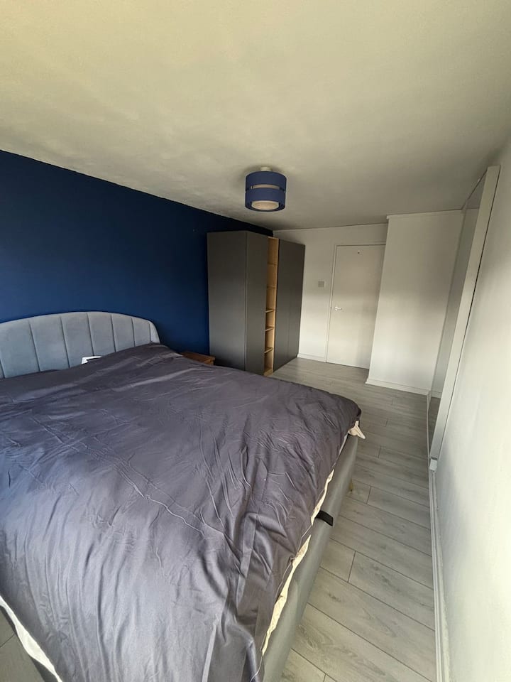 2 Bed Flat Near Cheltenham - Perfect For Race Week - Cheltenham