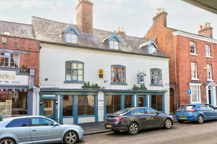 Sebastian’s Hotel Apartment - Oswestry