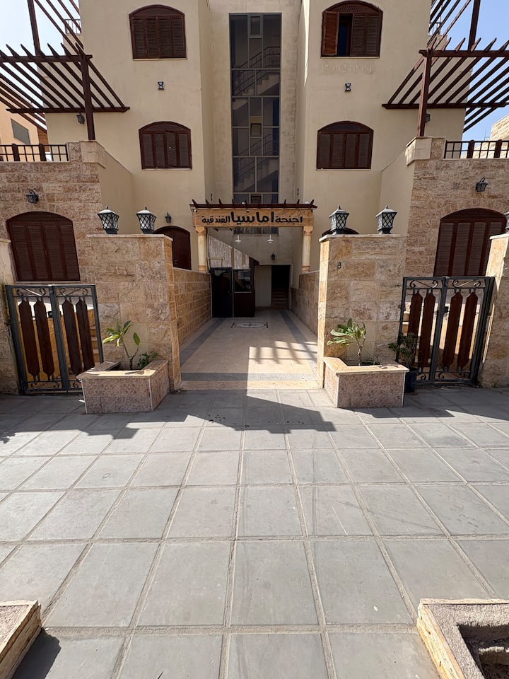 شقة فندقية فاخرة في العقبة غرفتين وصالة موقع مميز - Aqaba