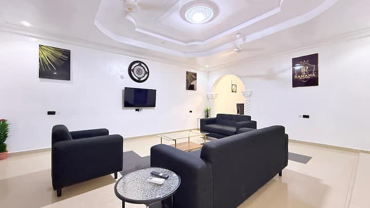 4 Bedrooms Apartment Suite - Ghana