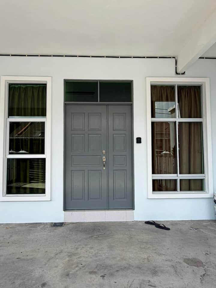 Suri Indera Perlis (The Entire House) - Arau