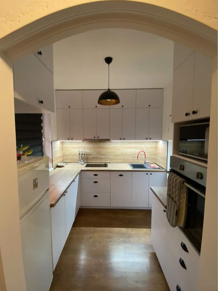 Mary's City Room - Nyíregyháza