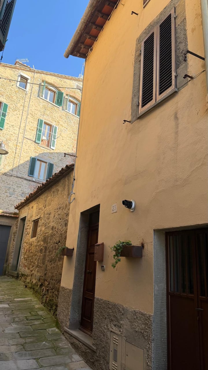 La Casa Sul Vicolo Cortona Centro Storico - Cortona
