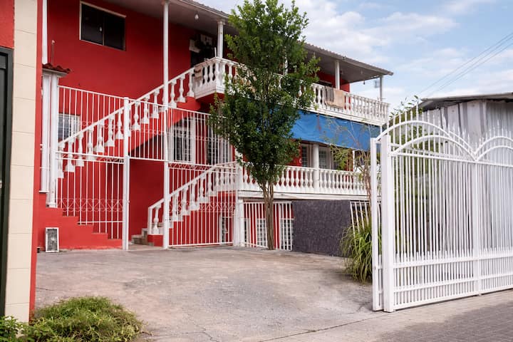 A Casa Do Sonhos 5 Minutos Do Plano Piloto - Brasilia