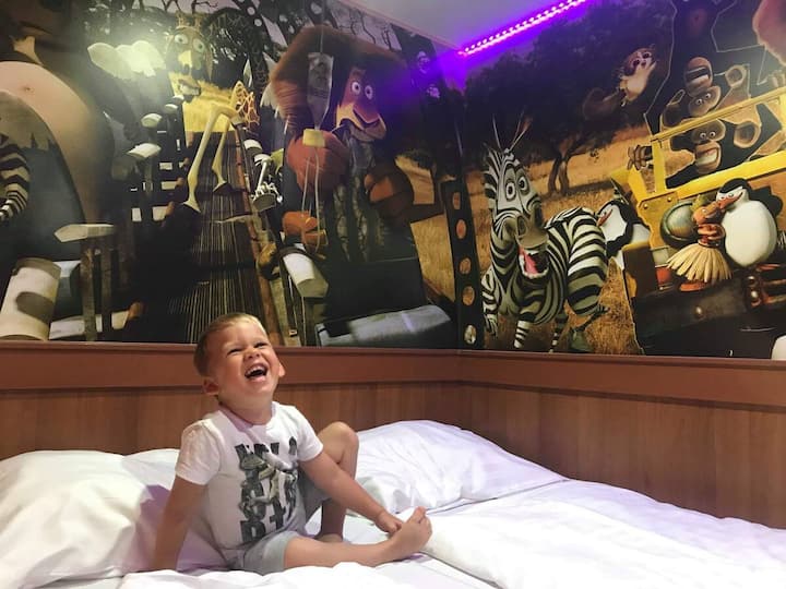 Gyulai Meseház Apartmanban Madagaszkár Rajongó Apt - Gyula